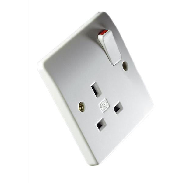 MK Logic Plus Switched Socket White – Trade Angel